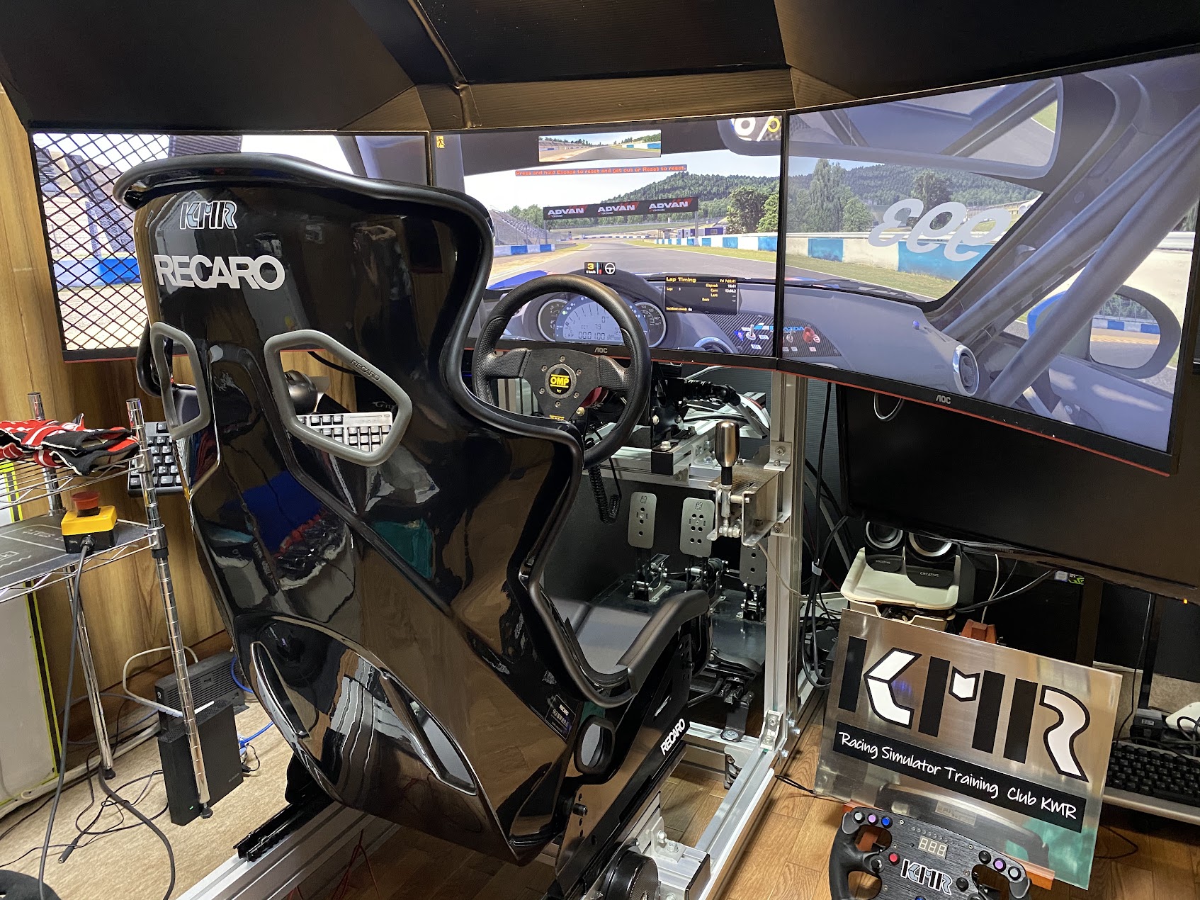 クラッシュの前にシミュレーターで学ぼう ～ KMR Racing 創業ストーリー～ - KMR Racing